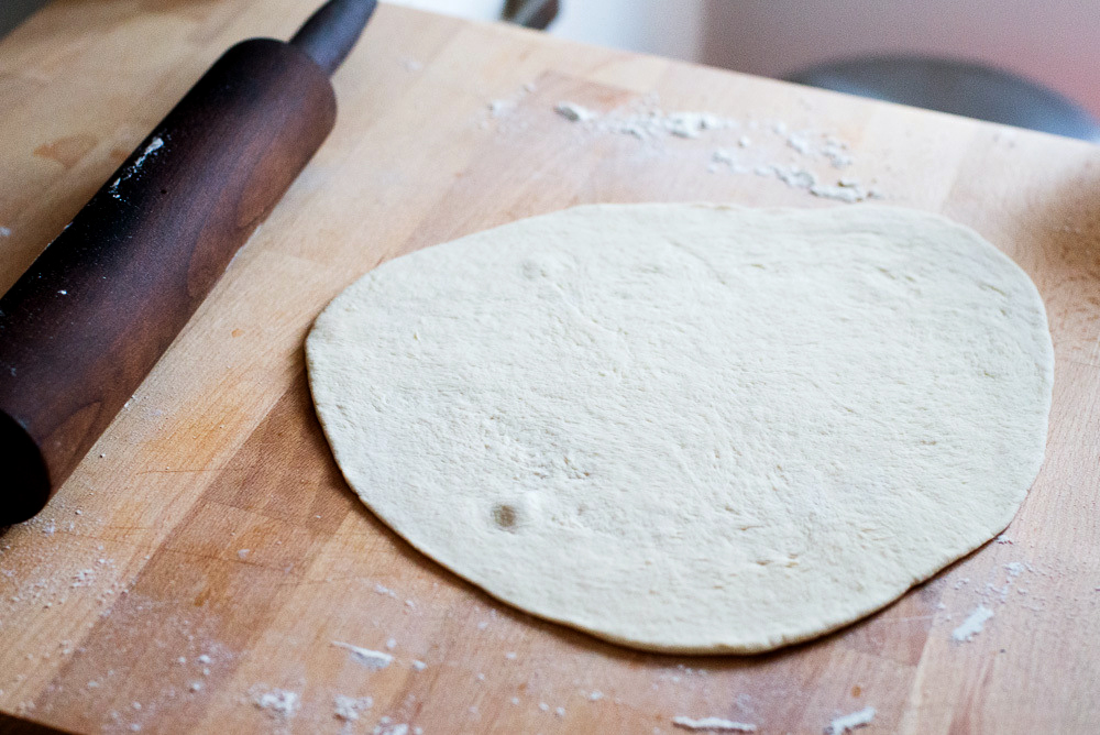 How to Make Pizza at Home