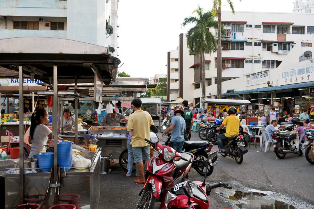Penang Food Tour: Top 14 Street Food Dishes to Try in Georgetown