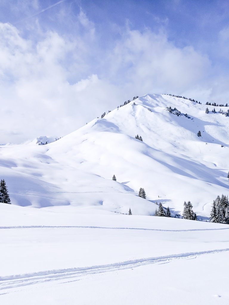 Gstaad: An Enchanting Town and Ski Resort in the Swiss Alps